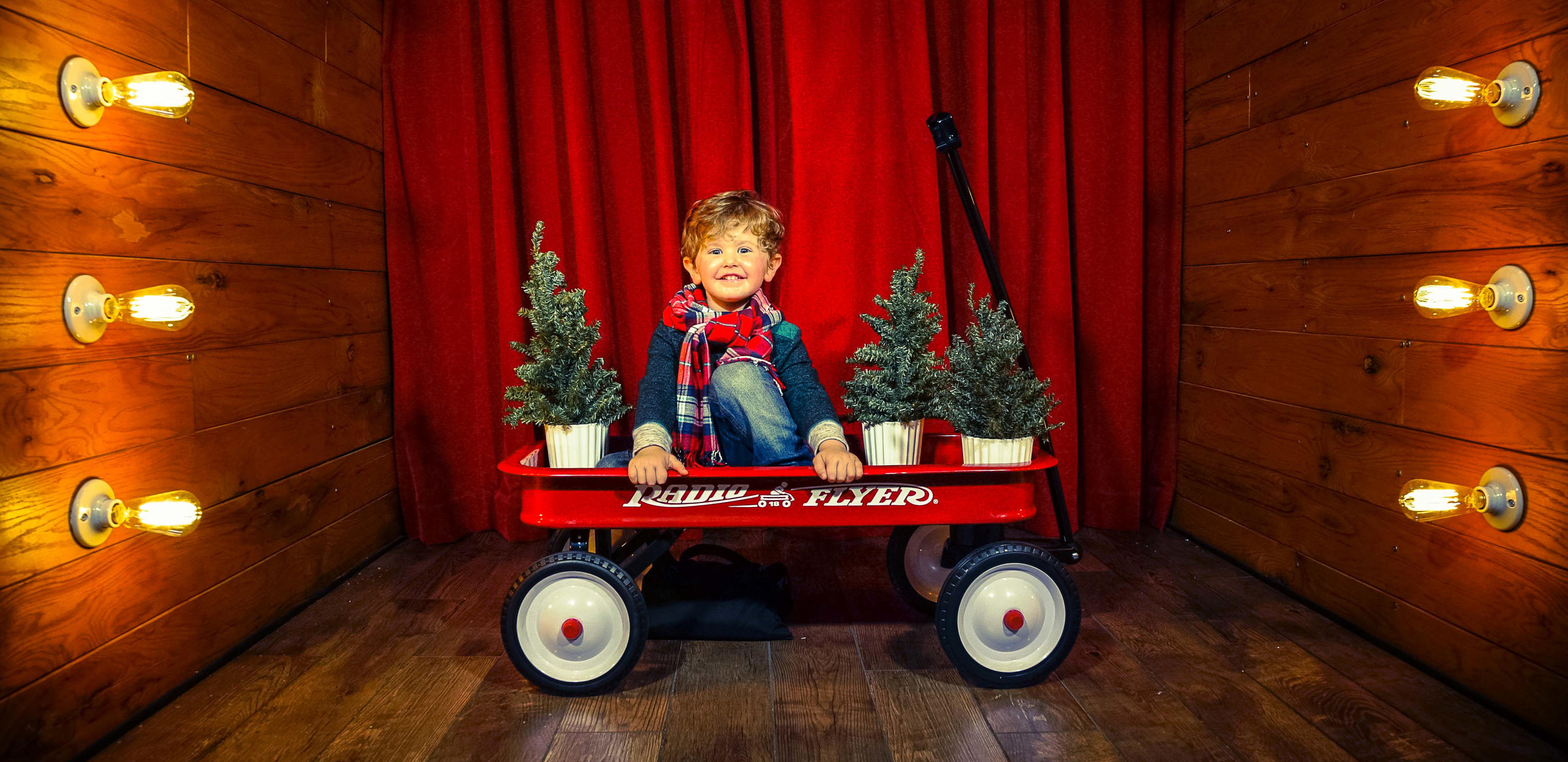 MSM Holiday Mini Shoot - Splash